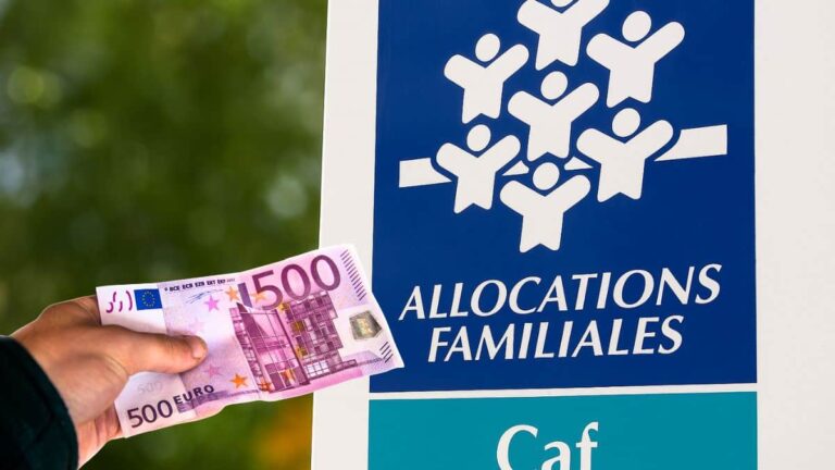 CAF : bonne nouvelle annoncée, ce virement de 500€ arrive sur le compte ...